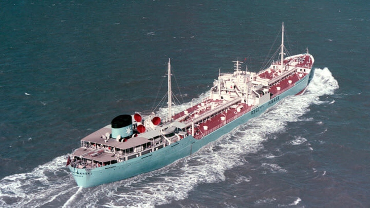 Maersk history timeline | Maersk