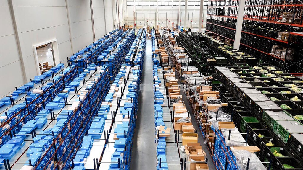 Discover the 2025 warehousing and distribution upcoming trends | Maersk