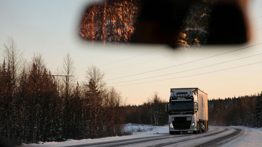 How can we decarbonising trucking transportation | Maersk