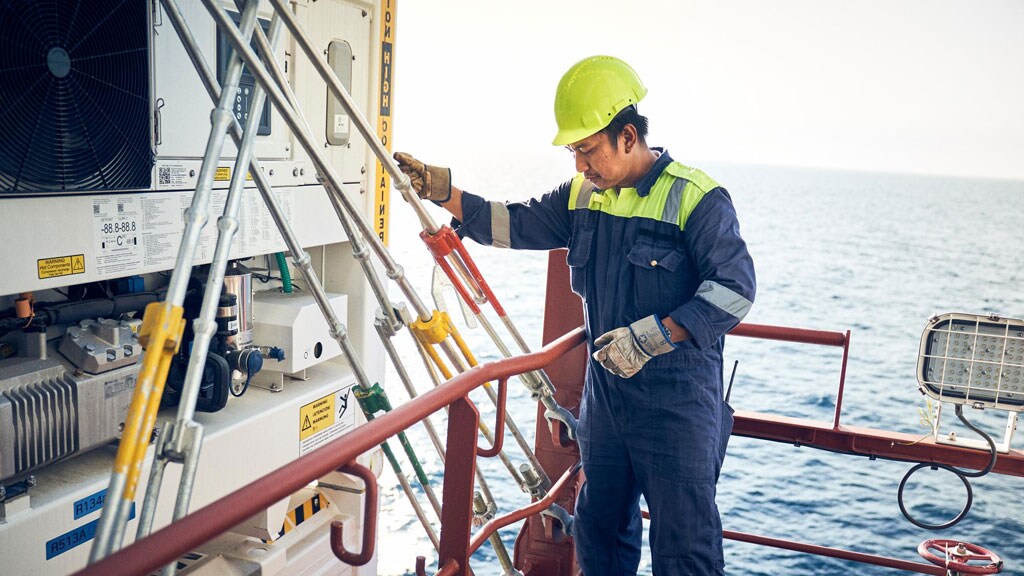 Reefer Containers 101: Types, Challenges and Best Practices | Maersk