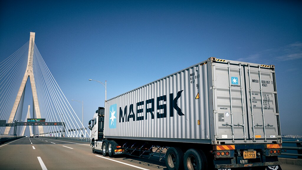 Shipping Containers for First Time: 5 Key Points to Know | Maersk