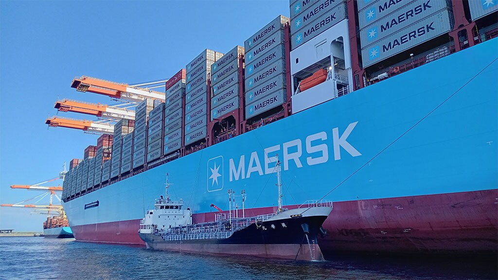 Maersk makes further step to support methanol bunkering standards in ...